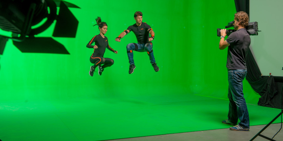 Movella launches new mocap product bundles for indie artists | CG Channel